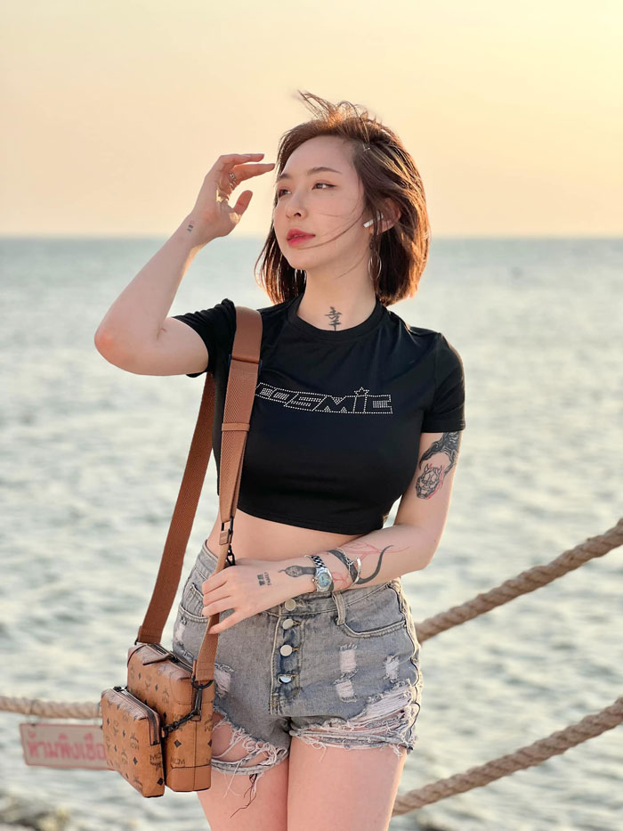 ซายา Xaya Bolin เปิดวาร์ป เน็ตไอดอล สาวสวย สุดฮอต ล่าสุด